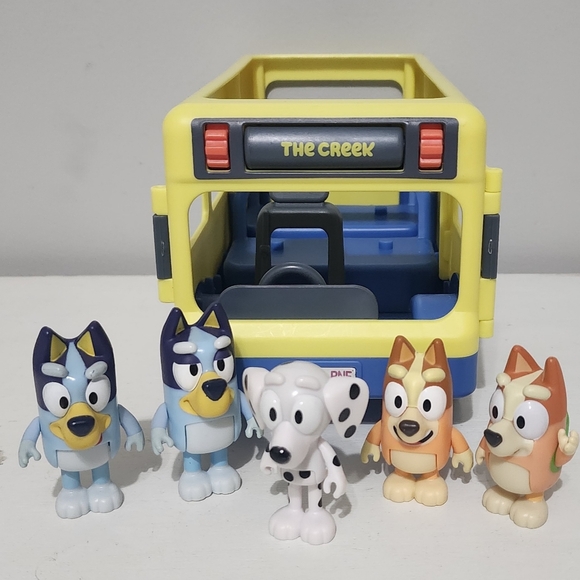 Bluey | Toys | Bluey School Bus 5 Figures | Poshmark